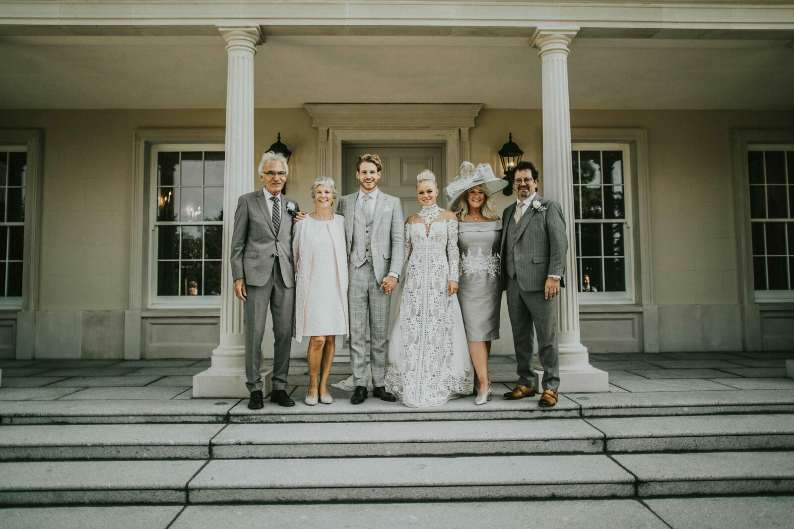 Dresscode tips voor bruiloftsgasten | Michael & Giso | Trouwpakken ...